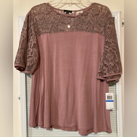 K&C | Tops | Nwt Lace Inset Top | Poshmark